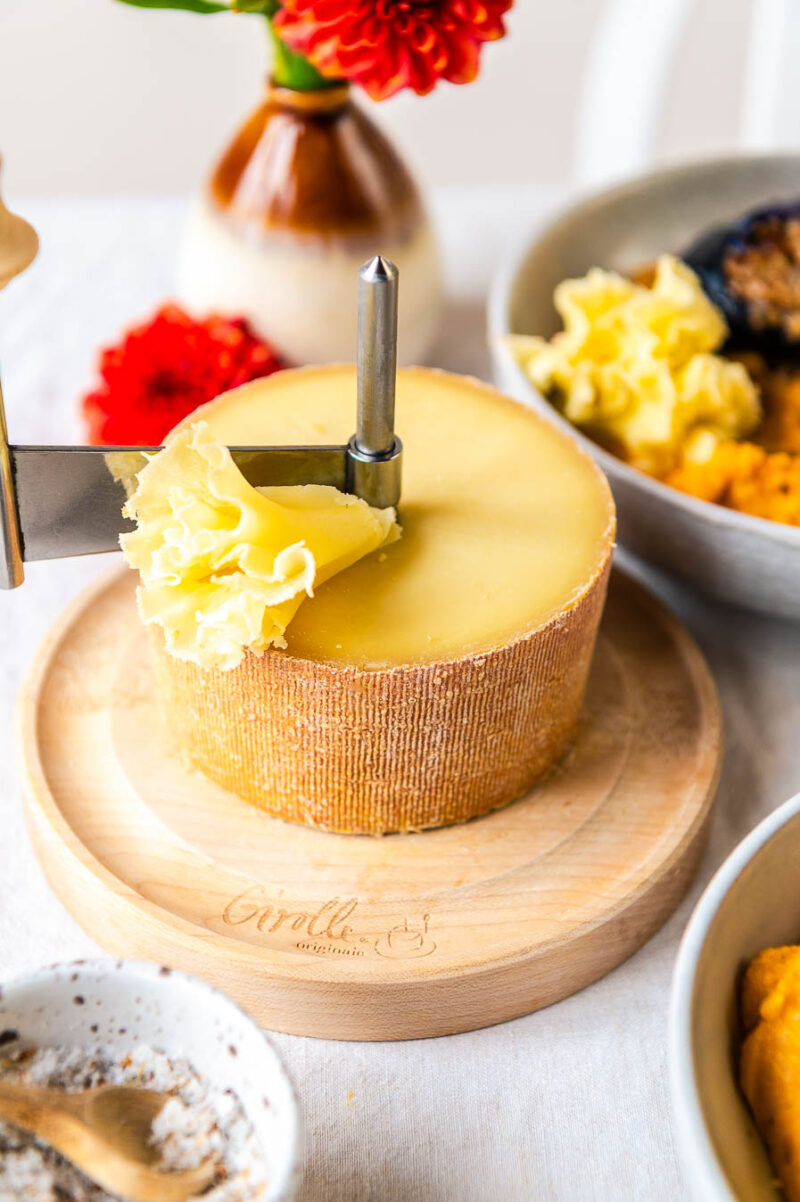 Tête de Moine AOP Rezept, Rotkohlrouladen vegetarisch › foodistas.de